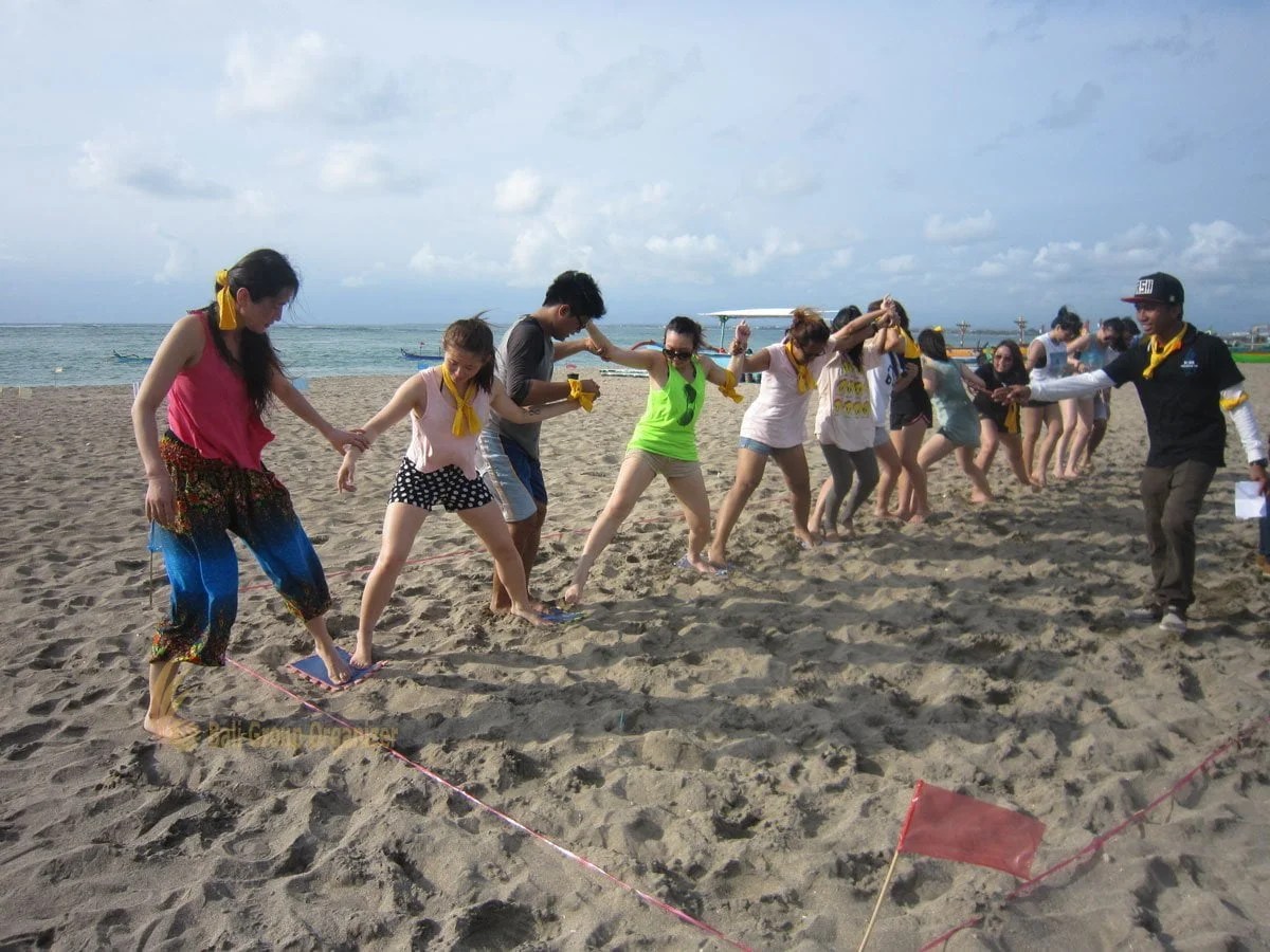 Bali Beach Team Building Amazing Race Phase Stepping Mat Game Bali bali-beach-team-building-amazing-race-phase-stepping-mat-game-bali