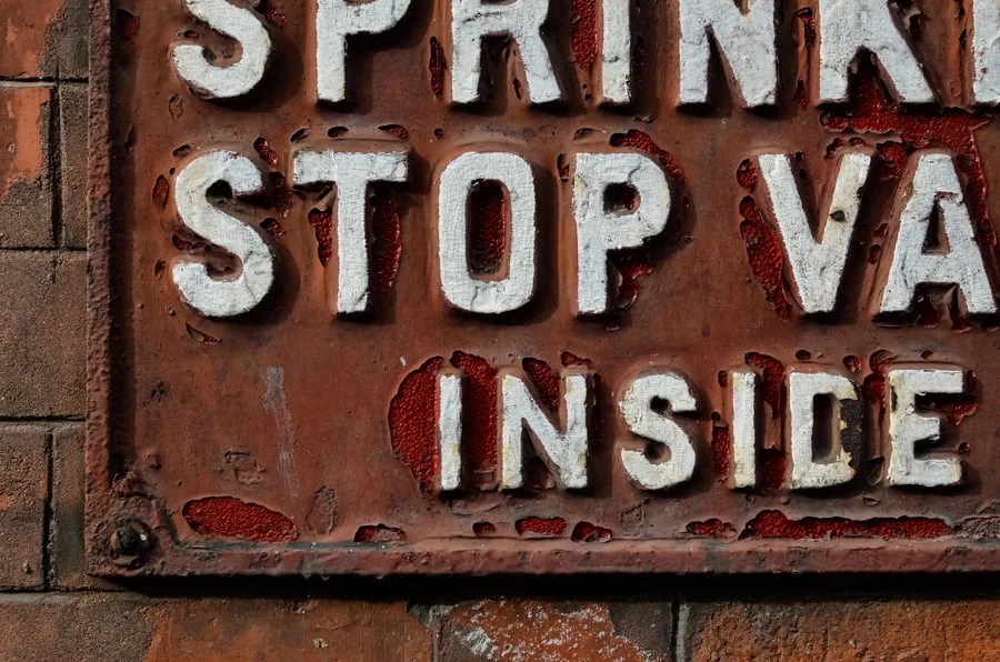 photogr.aphyx.com | Stop Inside