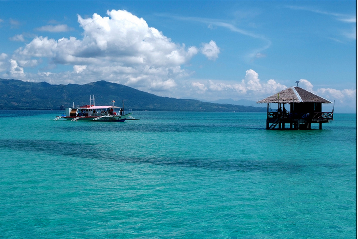 Top 10 White Sand Beaches in the Philippines - Attracttour