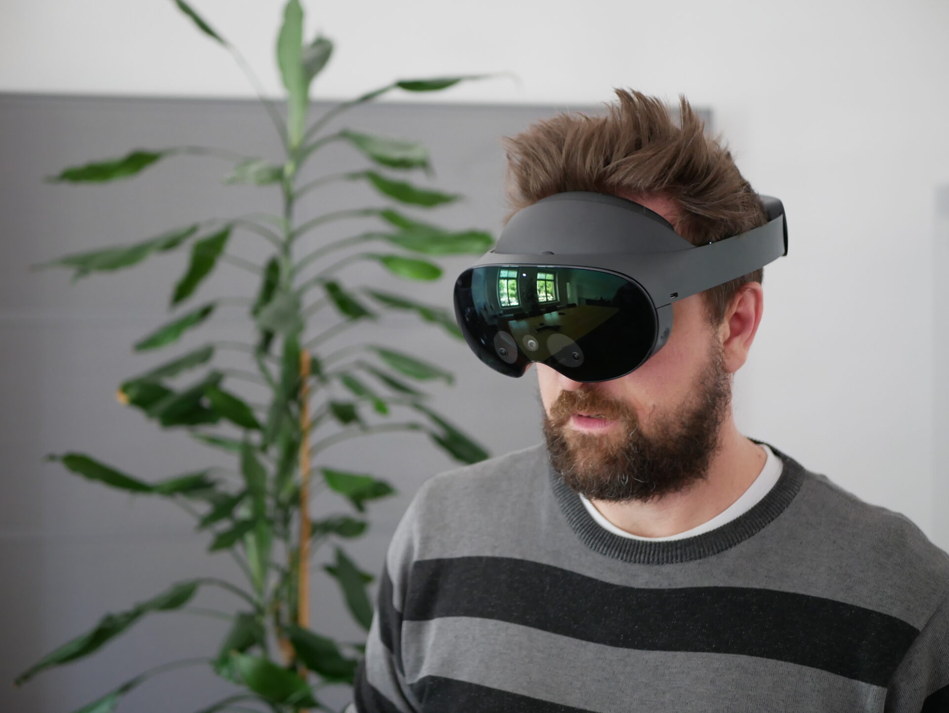Exploring the Latest xR Devices: A Comparative Analysis - Augment IT