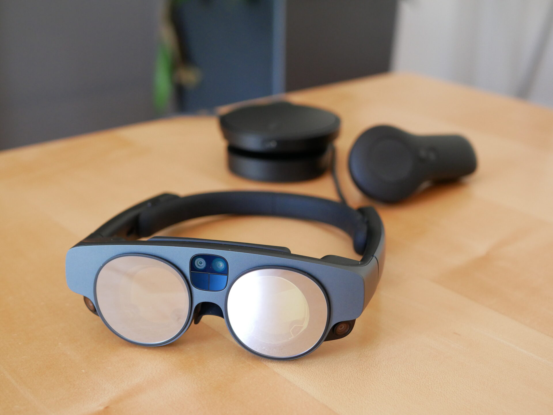 Exploring the Latest xR Devices: A Comparative Analysis - Augment IT