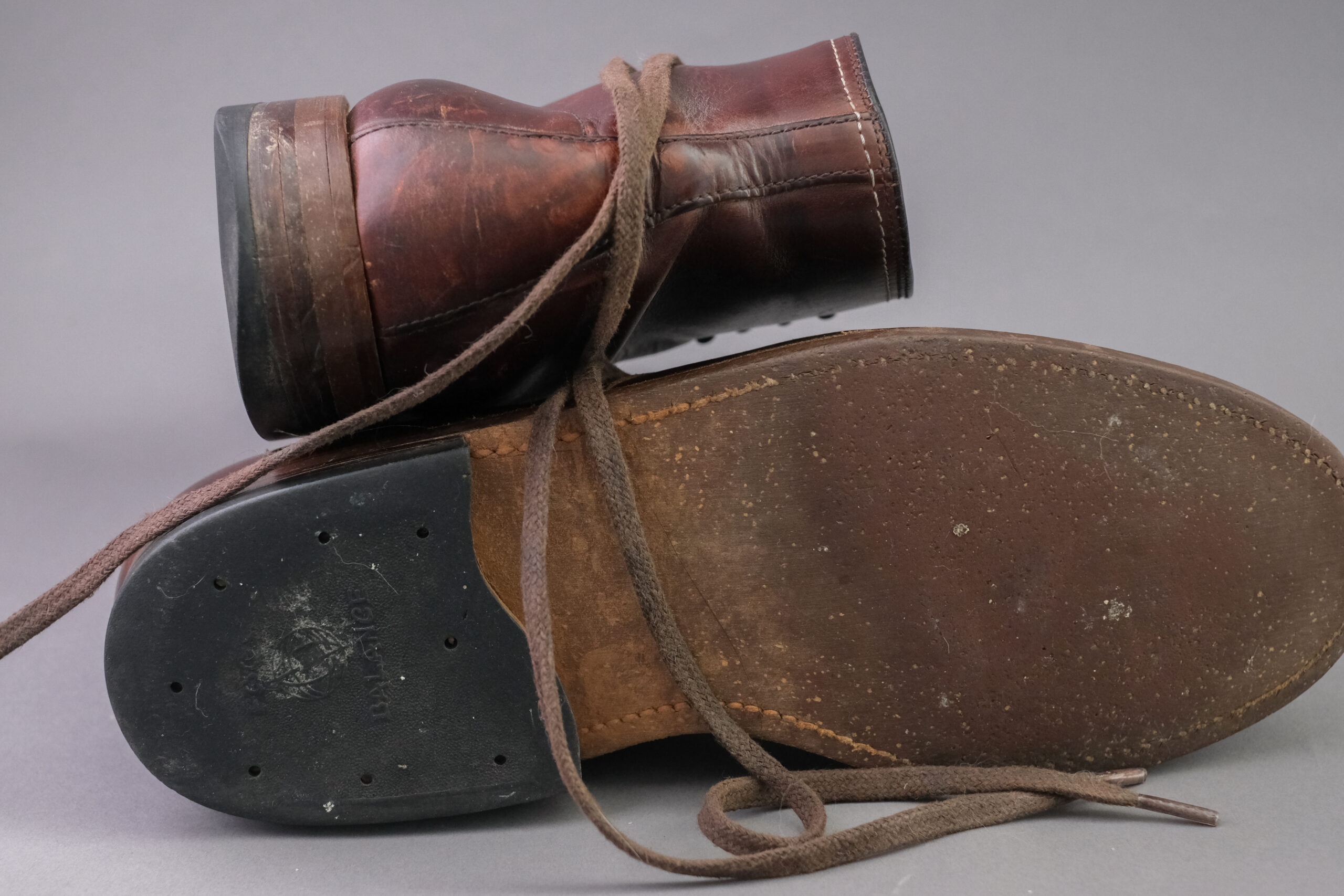 Alden Indy 403 Before Restoration – Aun Tay