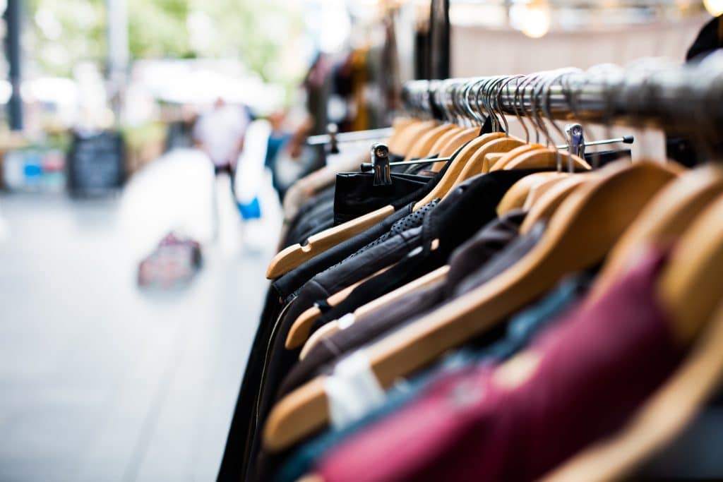 Why Sharing Your Clothing Actually Helps You Save Money﻿