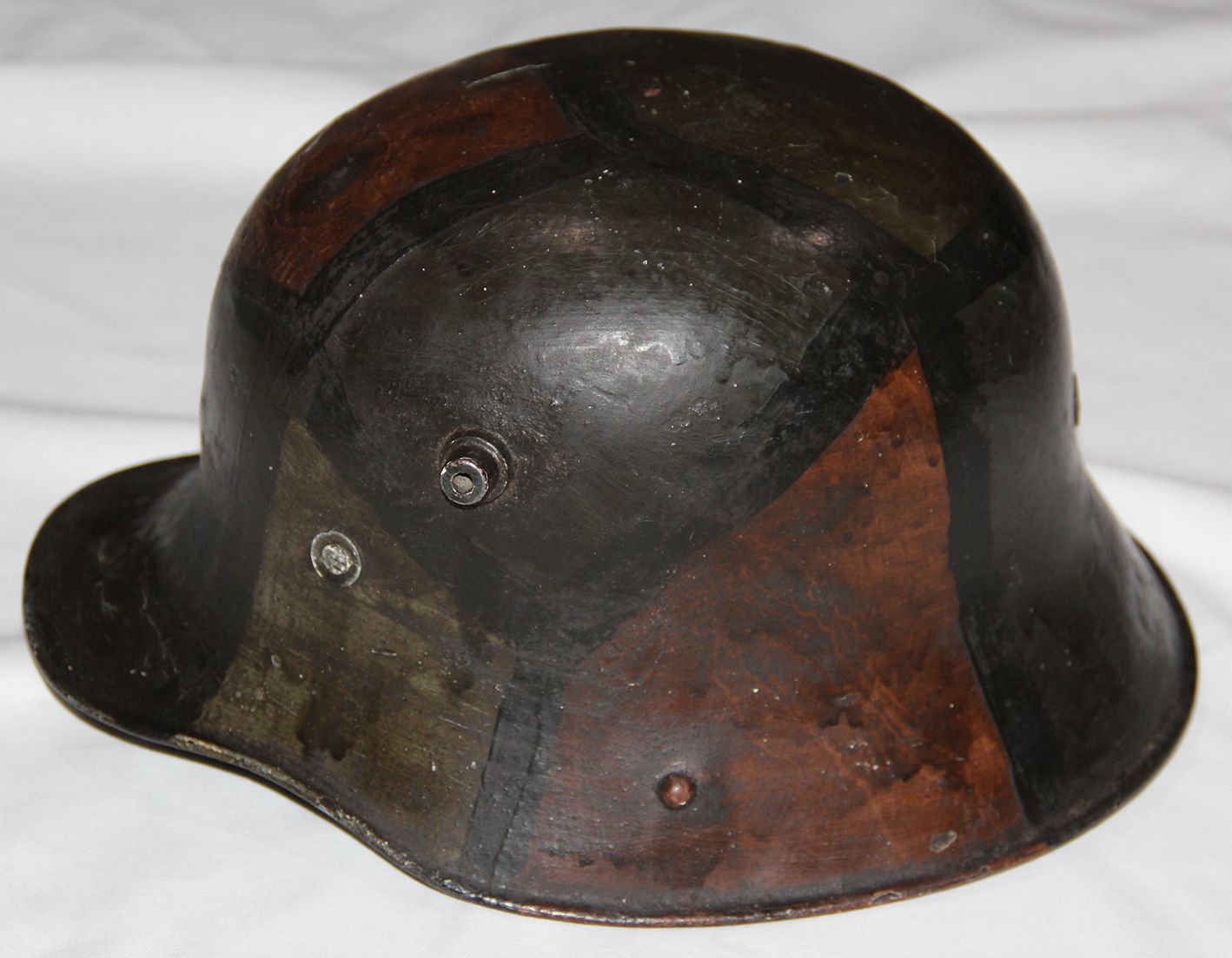B237. IRISH FREE STATE M27 GERMAN STYLE HELMET WITH ISSUES - B & B ...