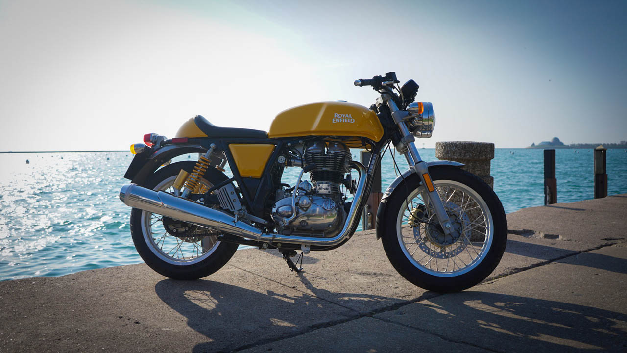 Riding the 2016 Royal Enfields - Behind The Moto