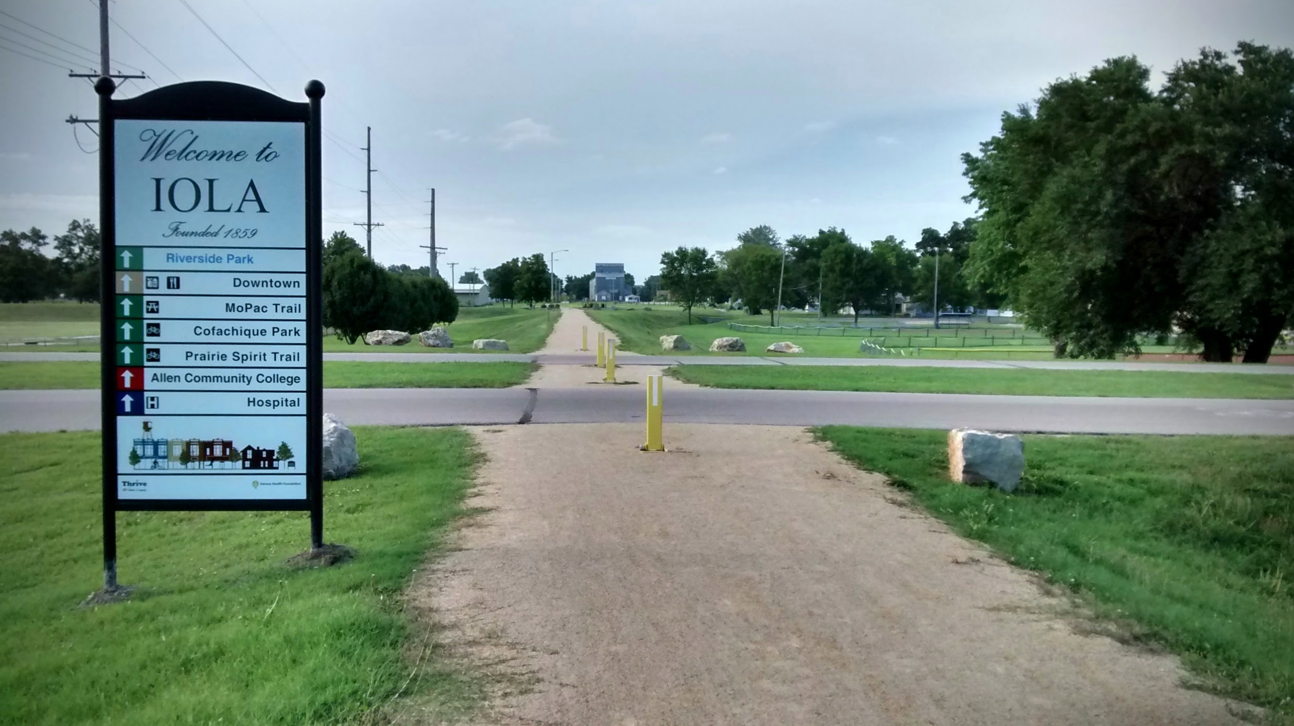 Iola Adds New Trail Signage - Bike Allen County