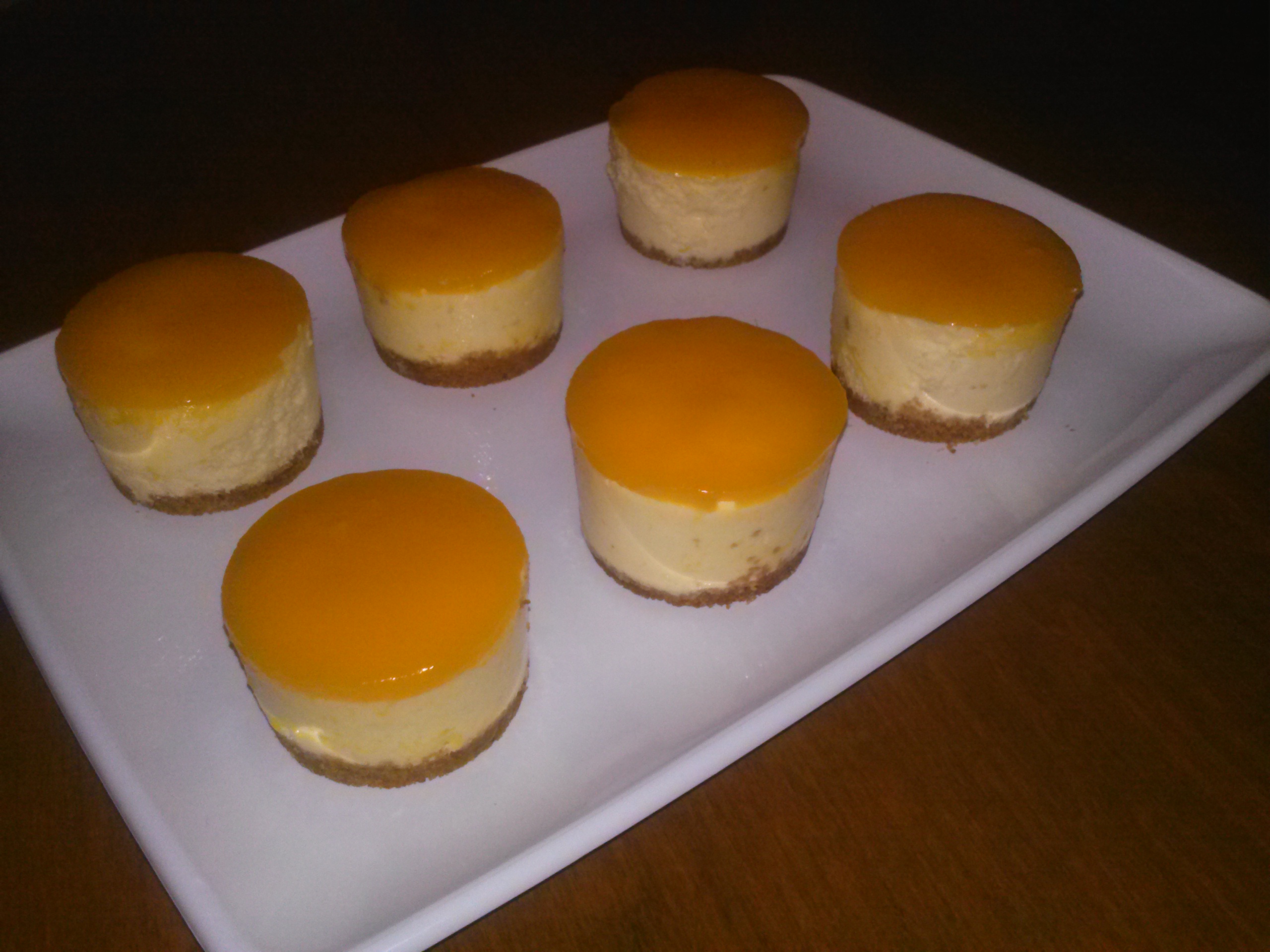 Mini Mango Cheesecakes | The Broke Baker