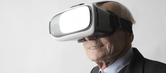 What is Immersive Content? - ClickGiant