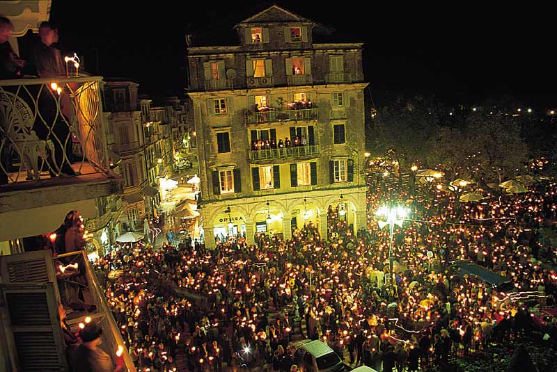 Liston - The most historic place of Corfu Town | CorfuDiary