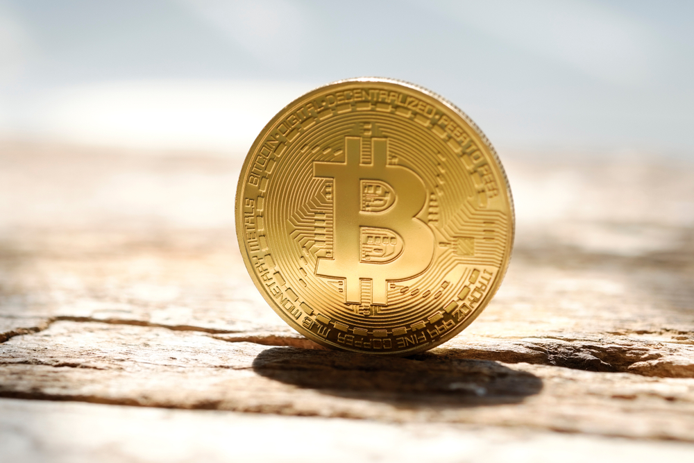 ¿Es Bitcoin de verdad el nuevo oro para las economías? - CriptoTendencia