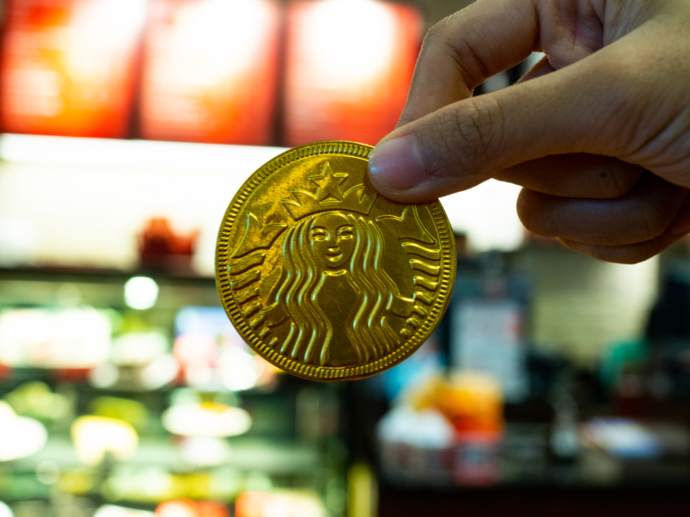Starbucks con la mira en Bitcoin para 2019 - CriptoTendencia