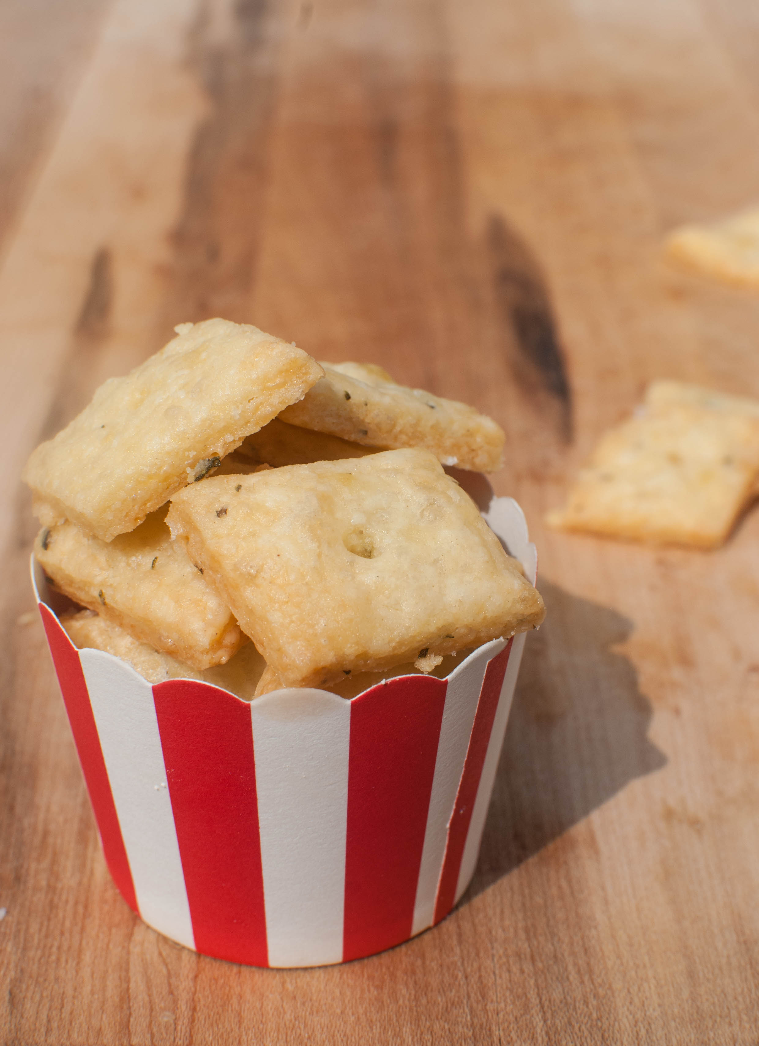 Rosemary Gruyere Crackers (aka grown-up Cheez-Its) – Crumbs & Nibbles