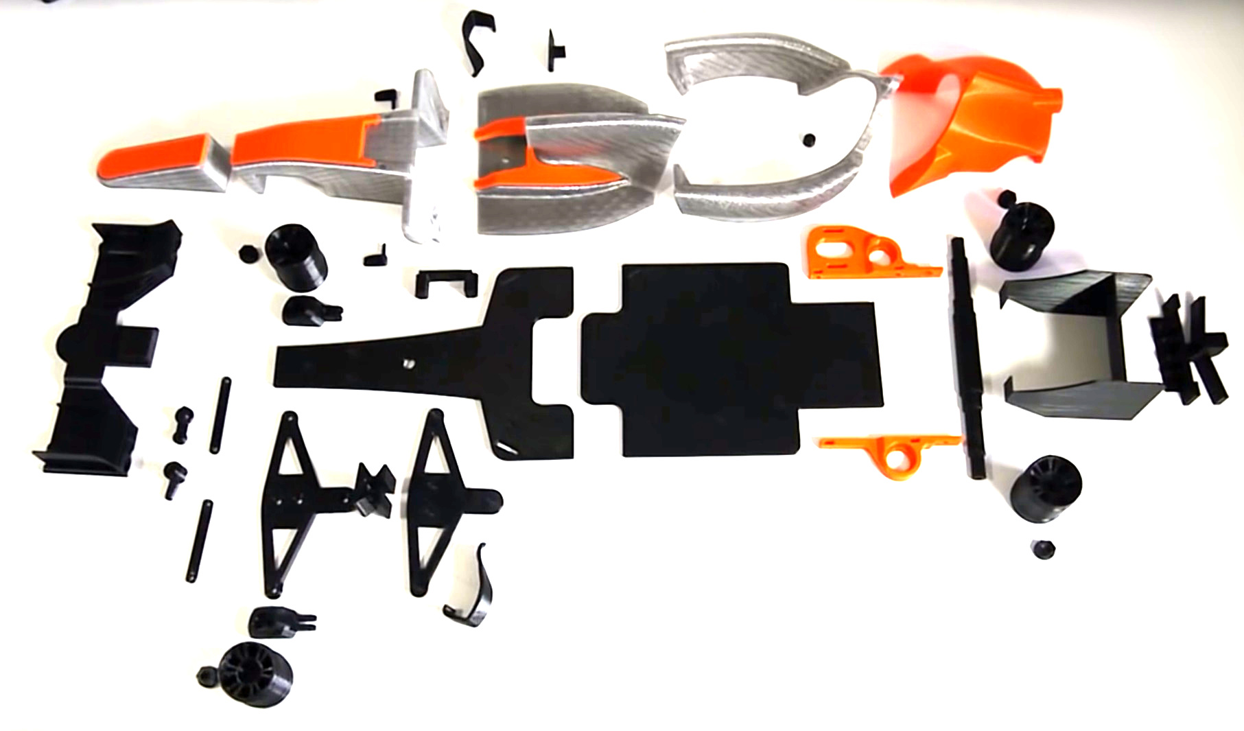 Build guides for the OpenRC F1 car by the community - Daniel Norée