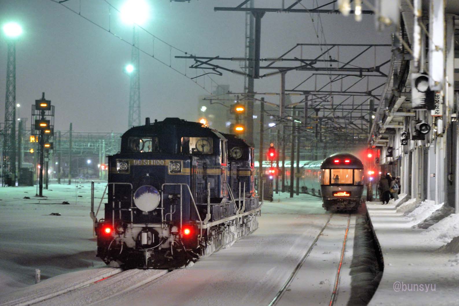 はこぶら・津軽の雪飛ばし 2016年冬 Part4 夜の函館駅、寝台特急カシオペアを撮る | DRFC-OB デジタル青信号