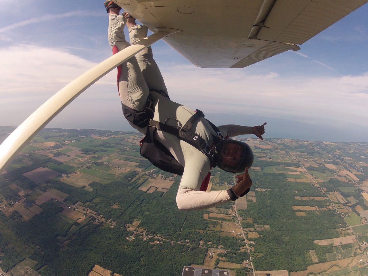 University at Buffalo Skydiving Club - Dropzones and Tunnels.com