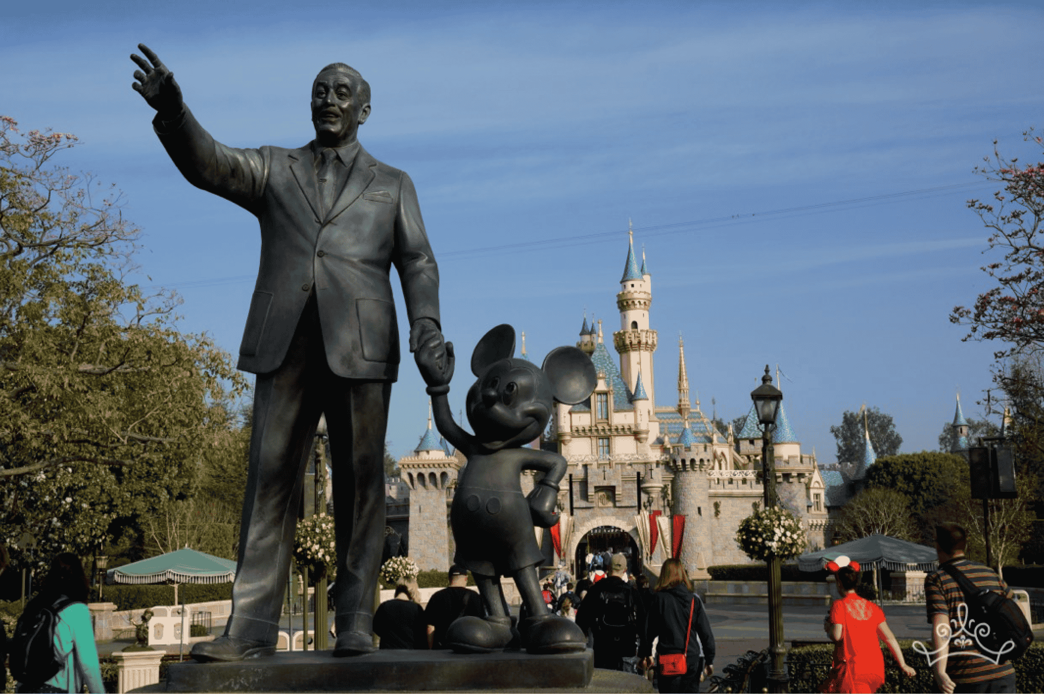 Partners Statue - Duchess of Disneyland