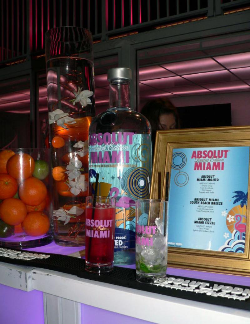 Vodka Absolut: empaque, Miami