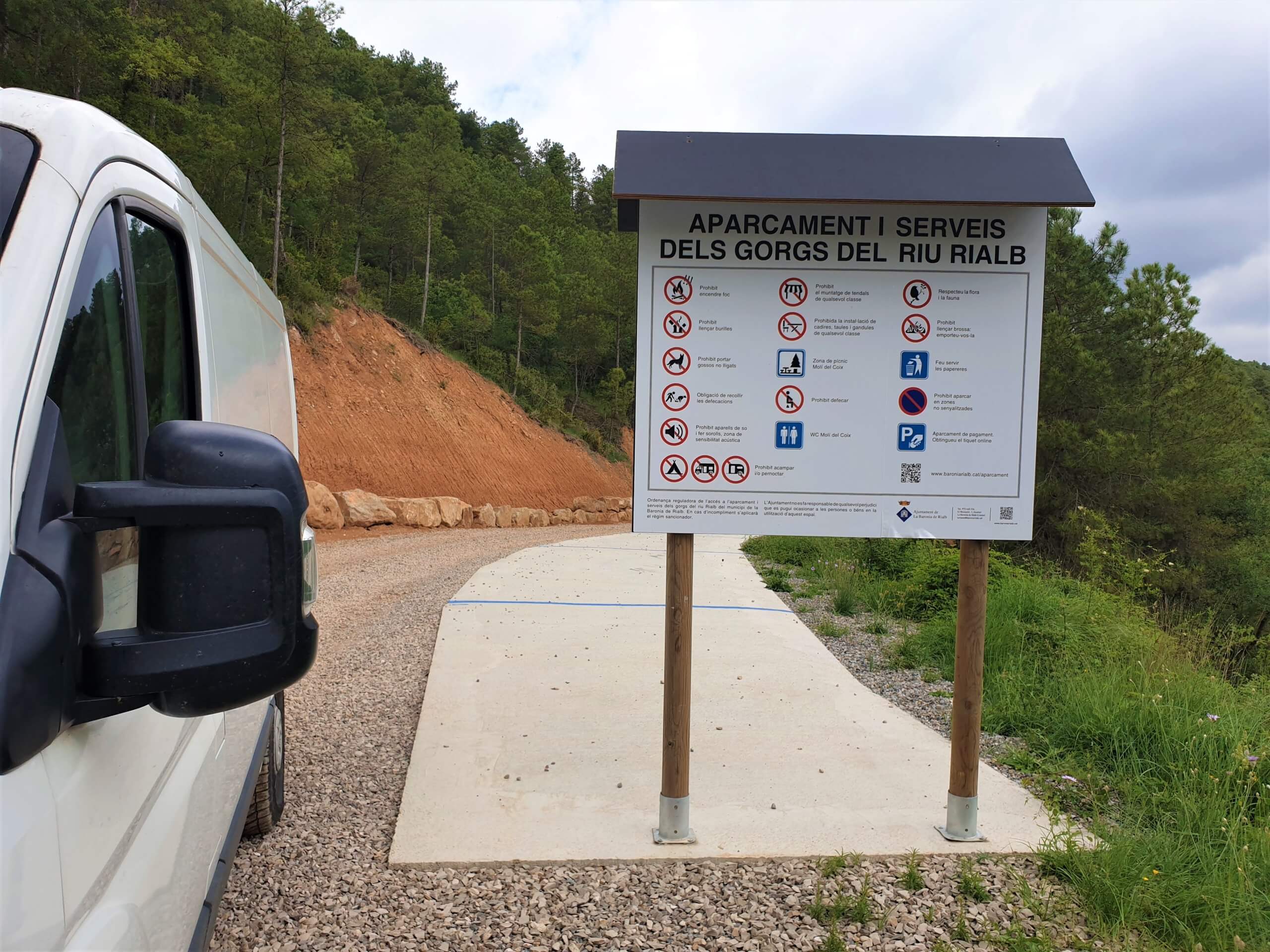 Espectacular y fácil ruta acuática al Forat del Buli (Lleida)
