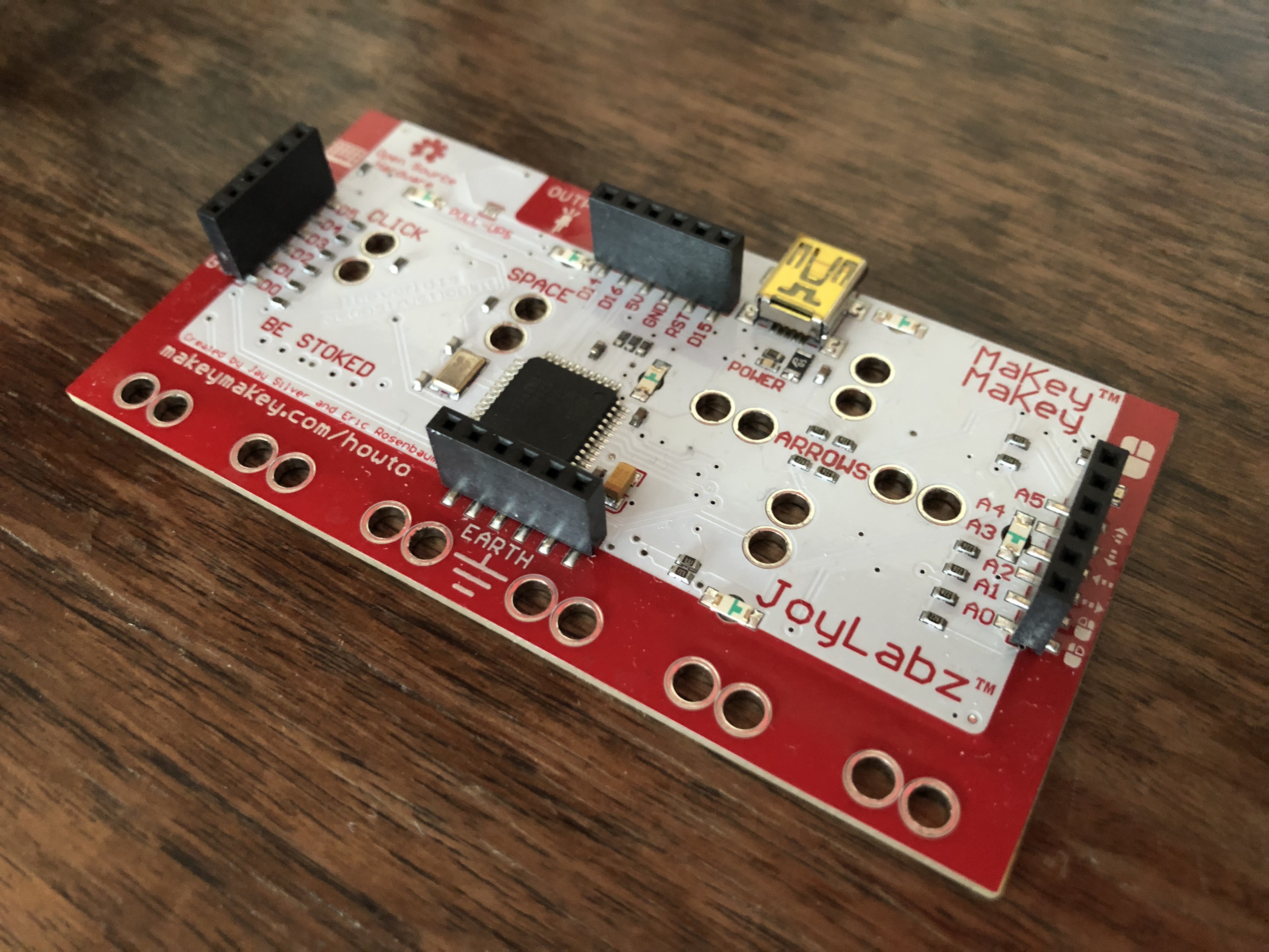 The Makey Makey: Endless Control in a Tiny Package | GearDiary