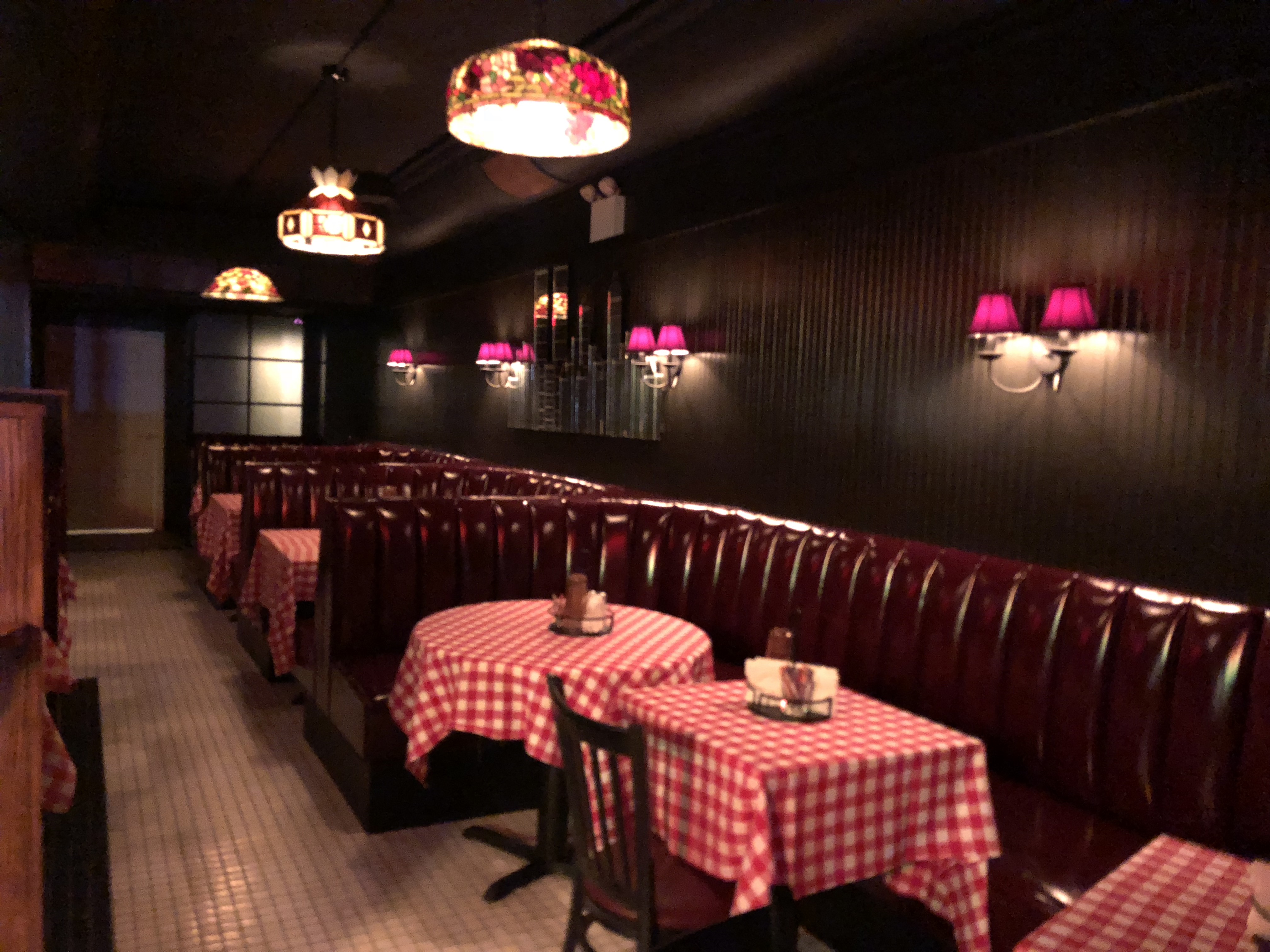 Bernie's is the Millenial Bennigan's You Never Knew You Needed ...