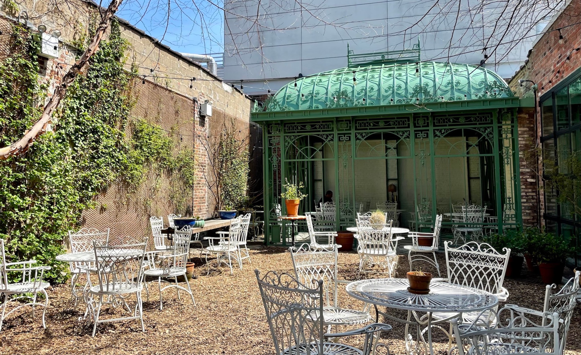 Where to Eat Outside in Greenpoint This Spring - Greenpointers
