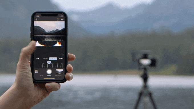 Arsenal 2: Camera assistant and photo editor that uses AI to take ...