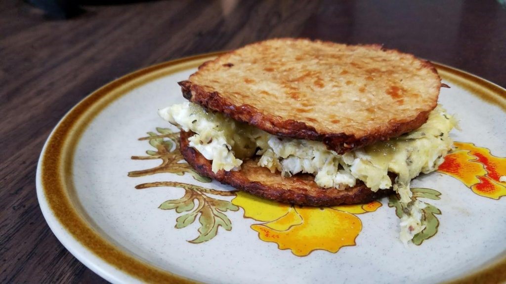 Enjoying a Meal with Outer Aisle Gourmet - LA Explorer