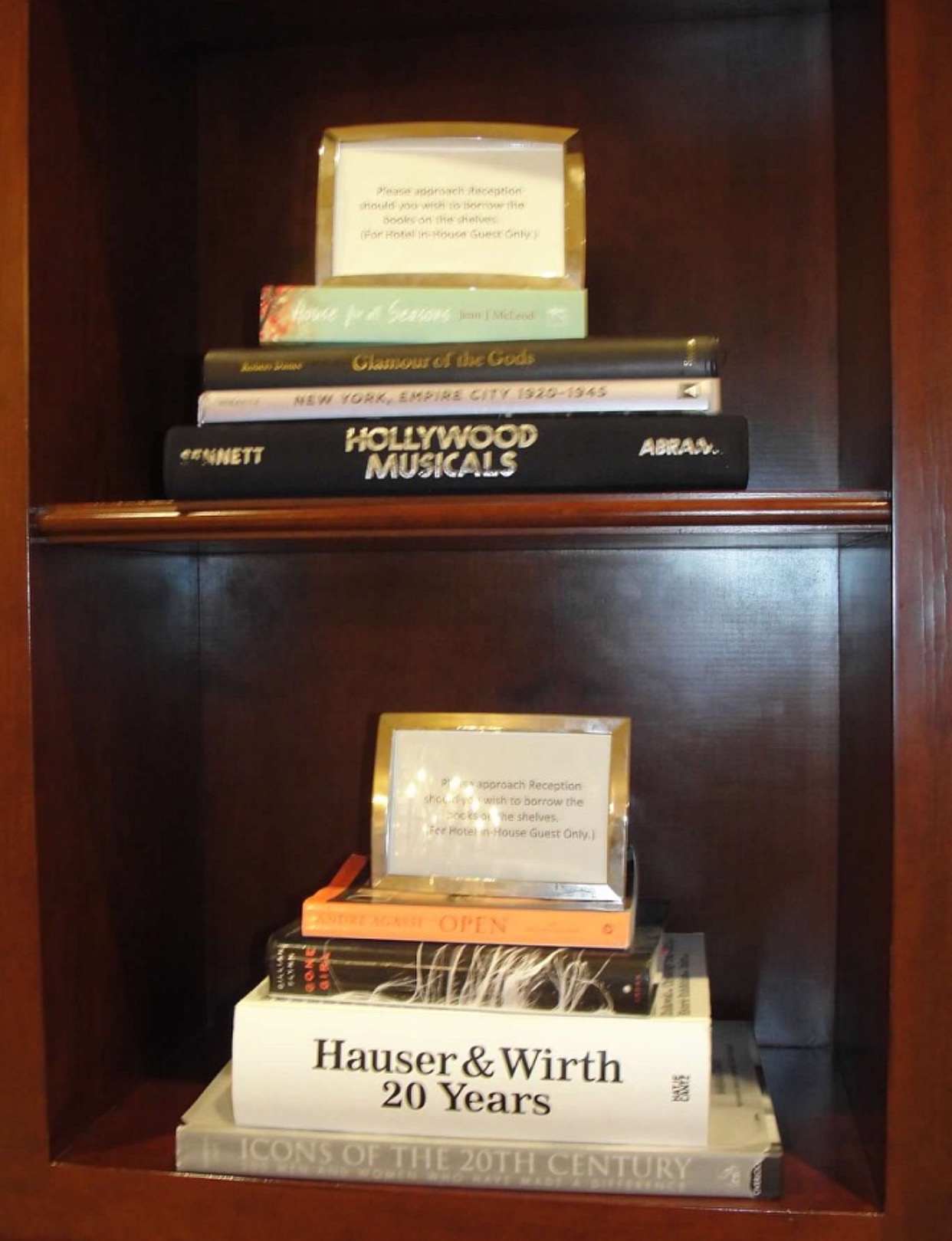 Grown up Getaways – Lori Talbot Author