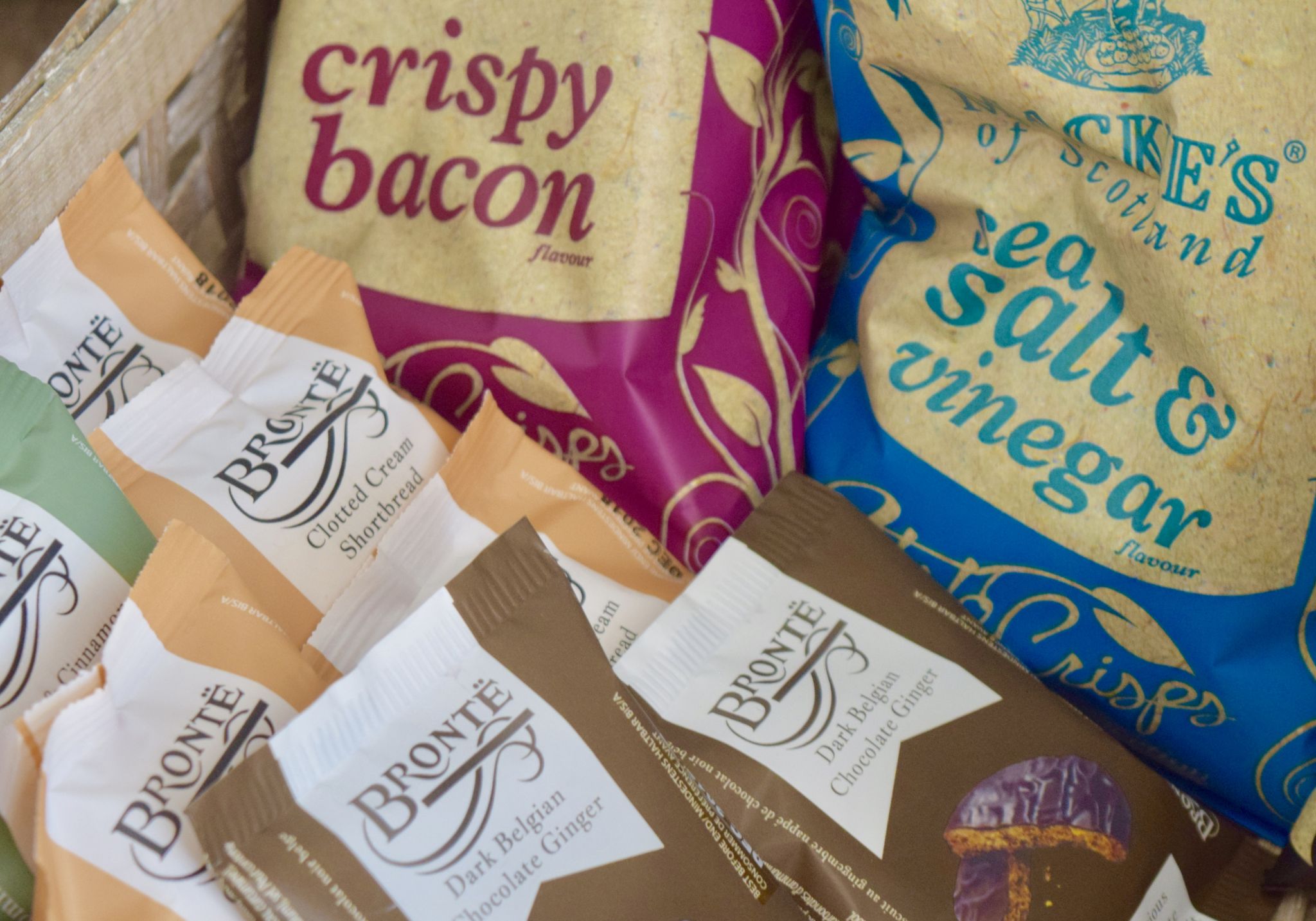 The Luxe List - Get on the List