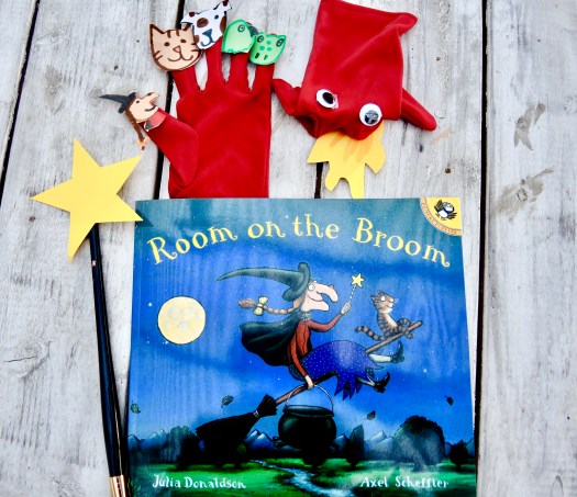 MaiStoryBook Library Collection: Room on the Broom + Finger Puppet ...