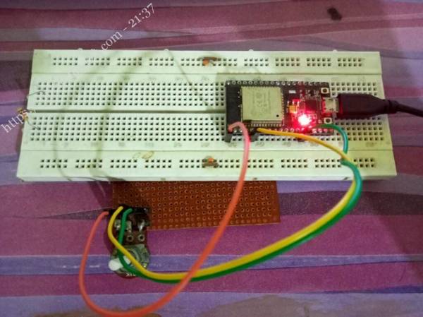 Adc With Esp32 Esp8266 Using Micropython