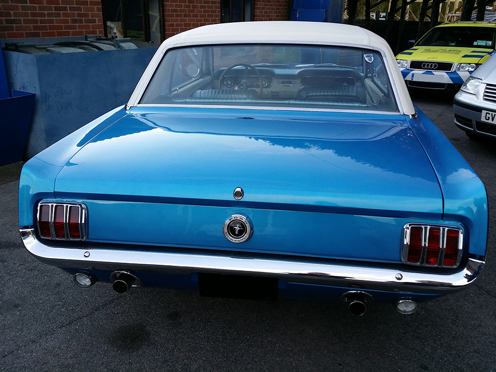 ’64 1/2 Mustang Vinyl Roof | Mustang Maniac