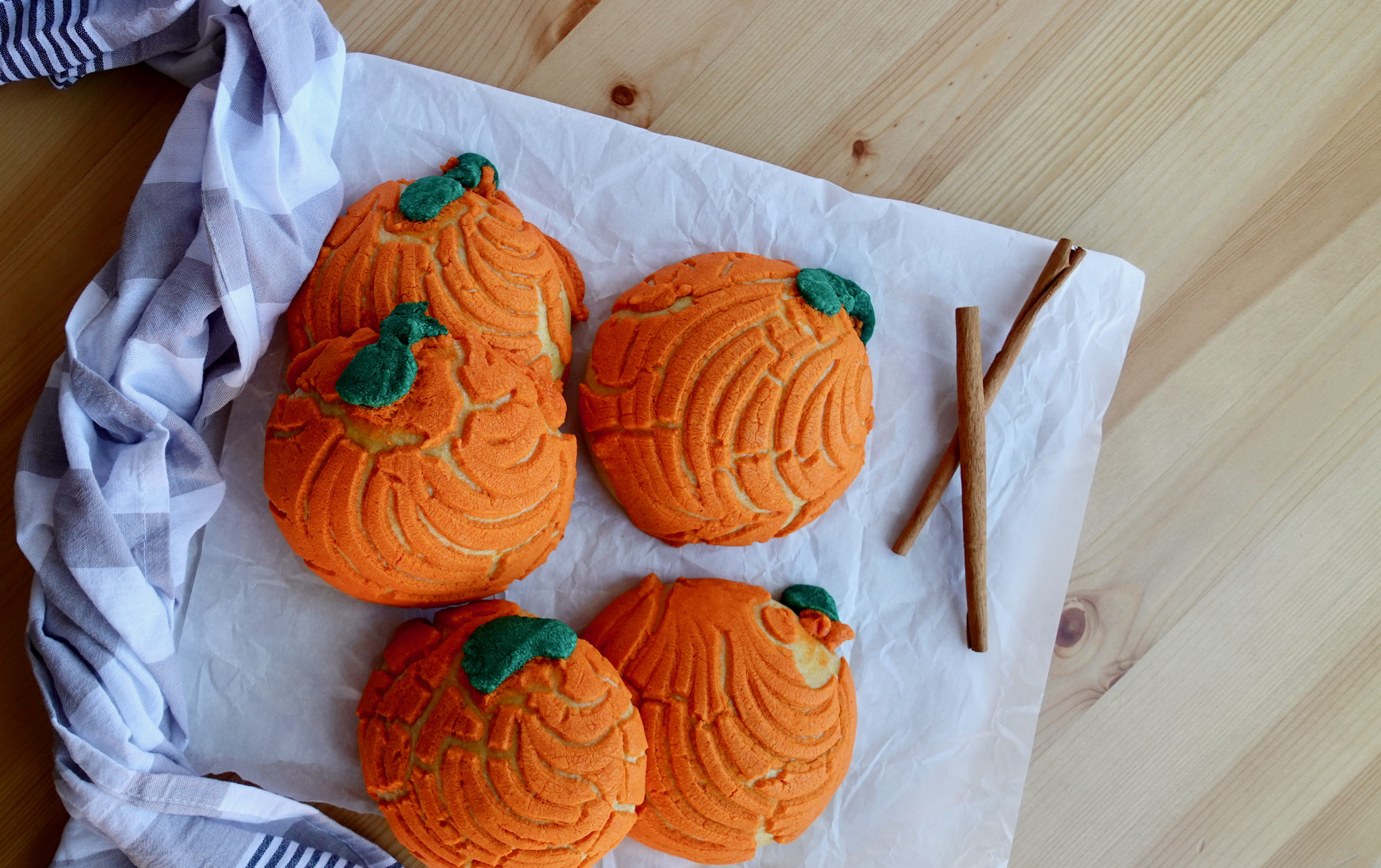 Pumpkin Conchas – Welcome to My Bake Escape