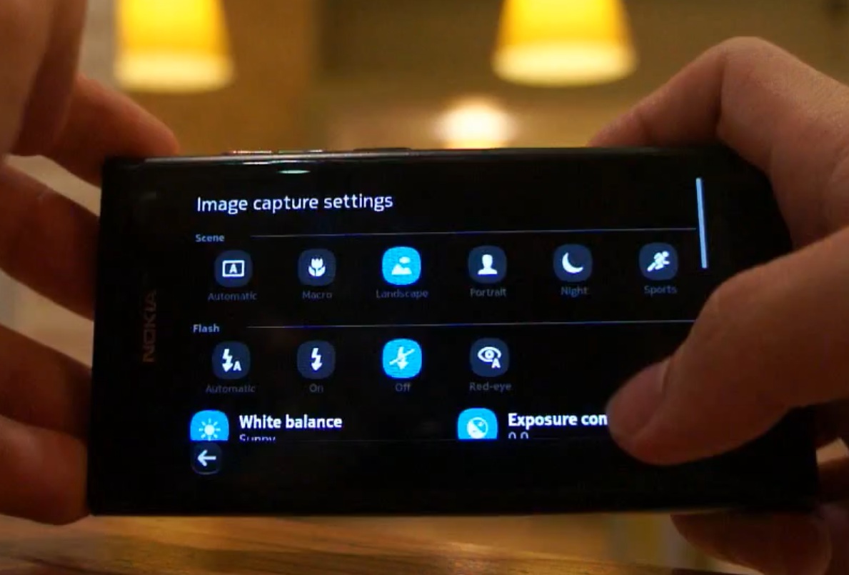Video: Another look at N9 camera/gallery and some swiping : My Nokia Blog - 200