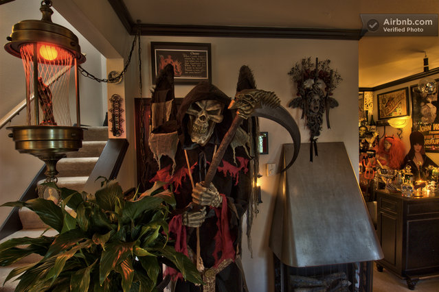 Haunted horror-themed house in Seattle • Offbeat Home & Life