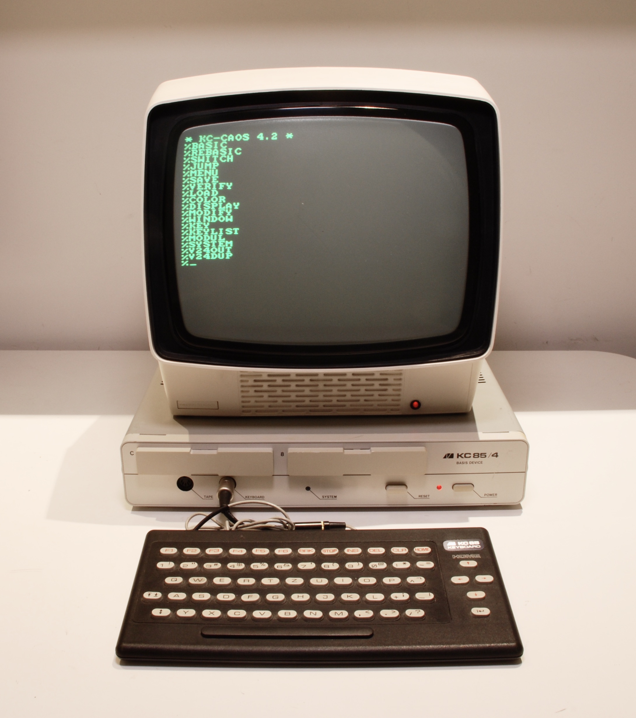 Robotron KC85/4 - Old Crap Vintage Computing