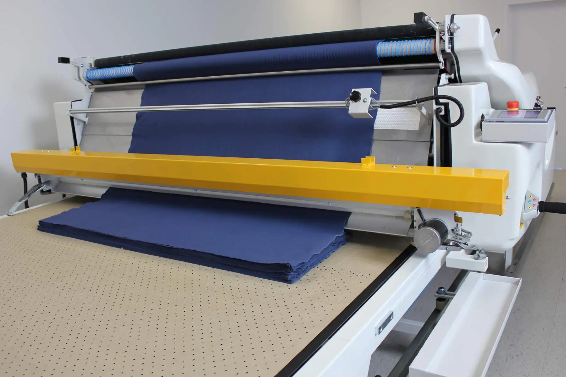 Spreading Machines | Pathfinder Automated Fabric Cutting Machines