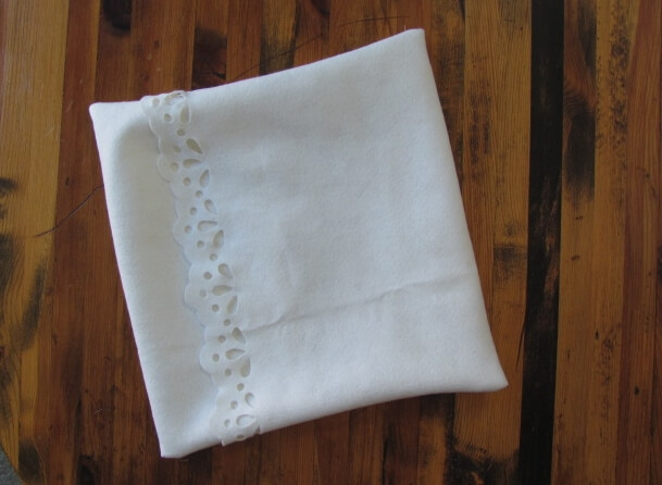 Felt Eyelet Pillow - Persia Lou