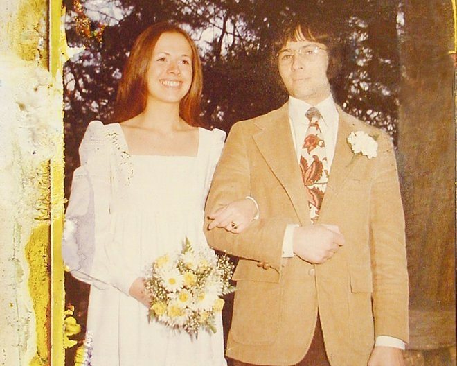 FALLING IN LOVE WITH A SERIAL KILLER! - PleaseKillMe