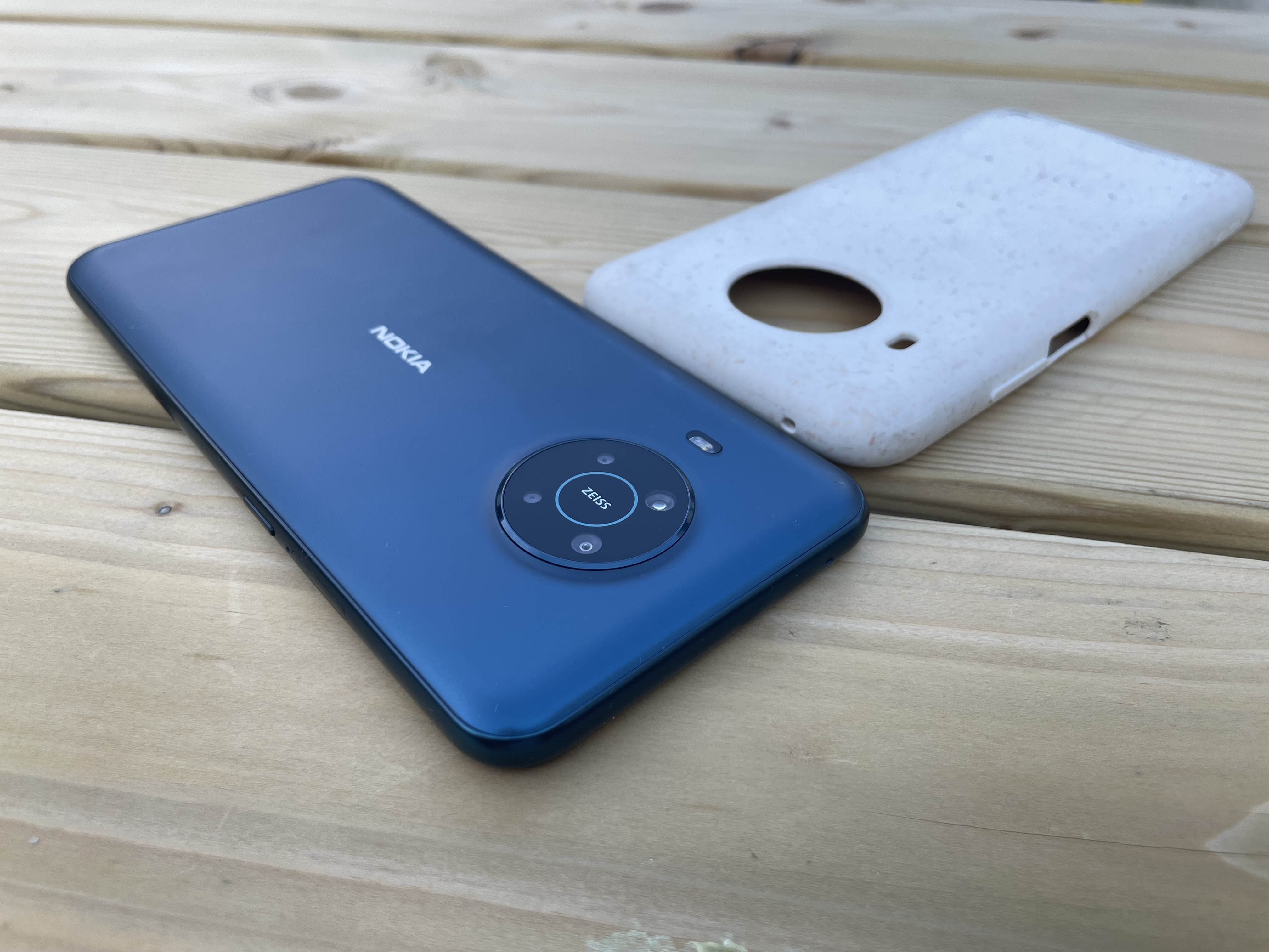 Tech Review - The Nokia X20 - techbuzzireland