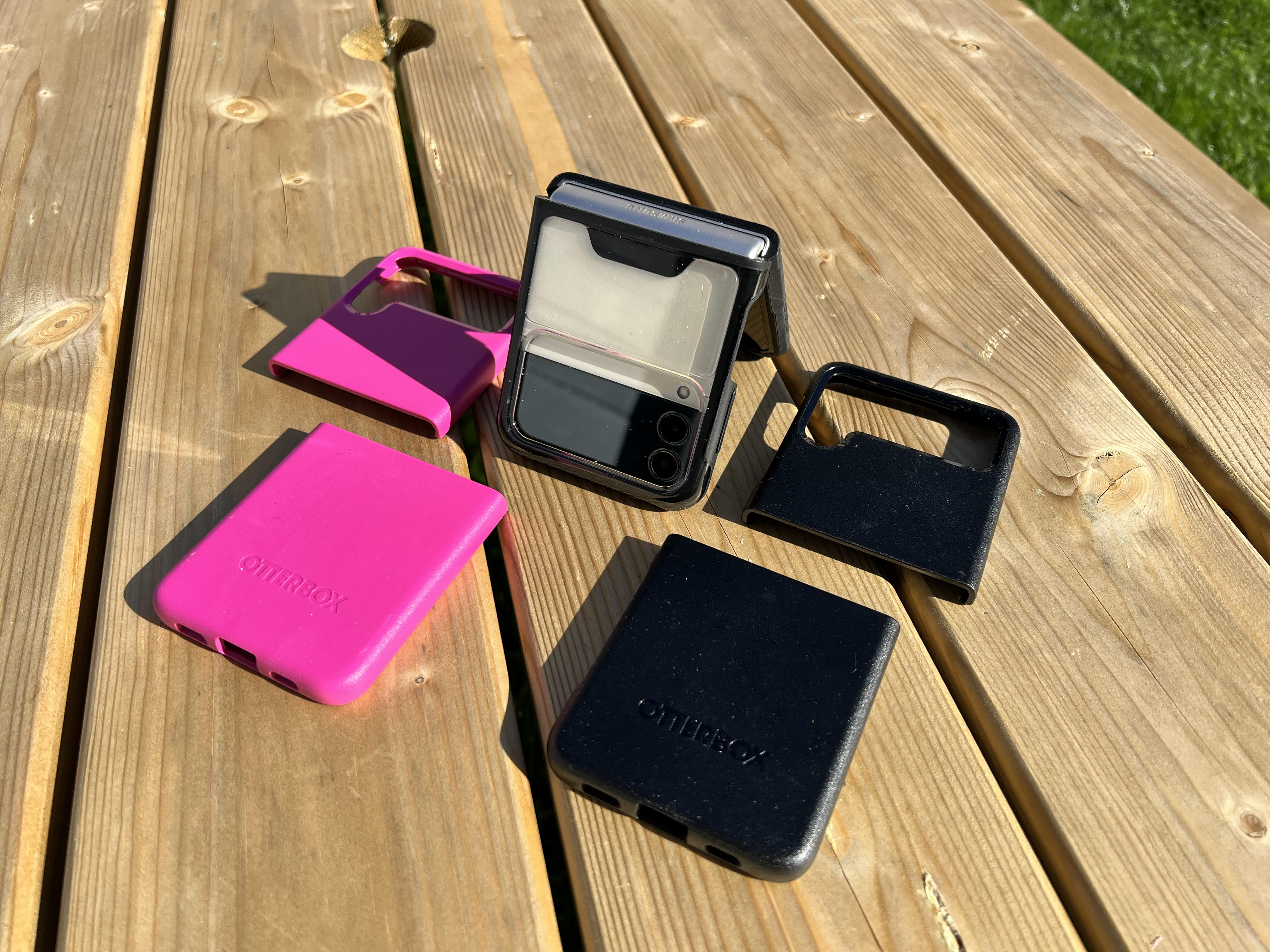 Tech Review - Otterbox case line-up for the Samsung Galaxy Z Flip 3 ...