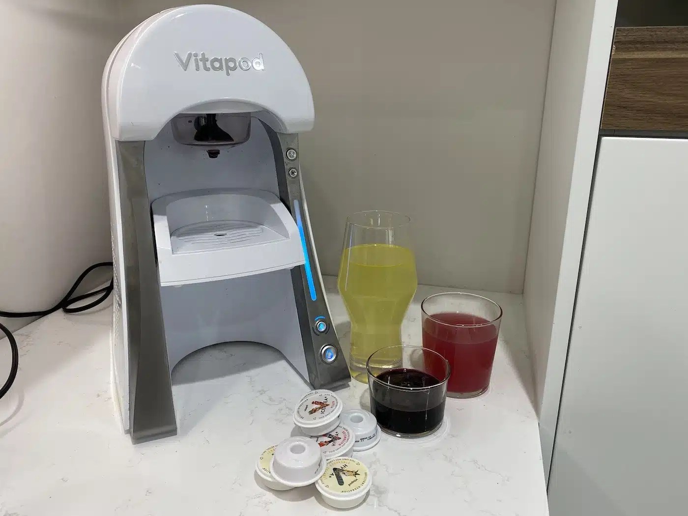 Vitapod vitamin & hydration beverage machine review & tasting ...
