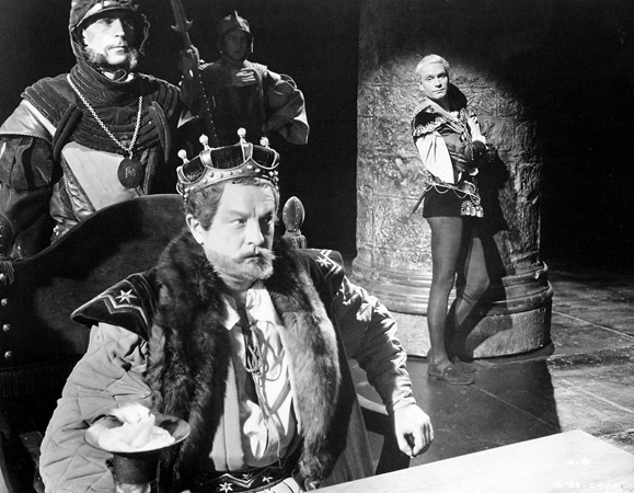 Oscar Best Picture Winner 1949: Hamlet | rainbowchair