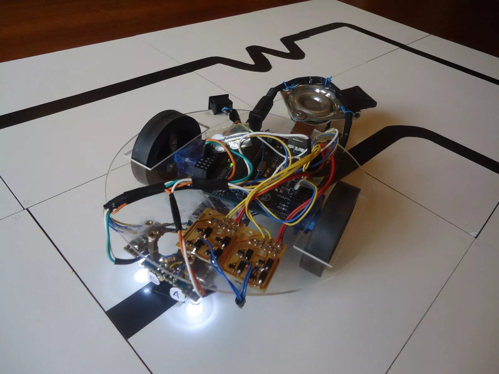 Arduino Parte 01: Conhecendo a robótica | Terminal de Informação