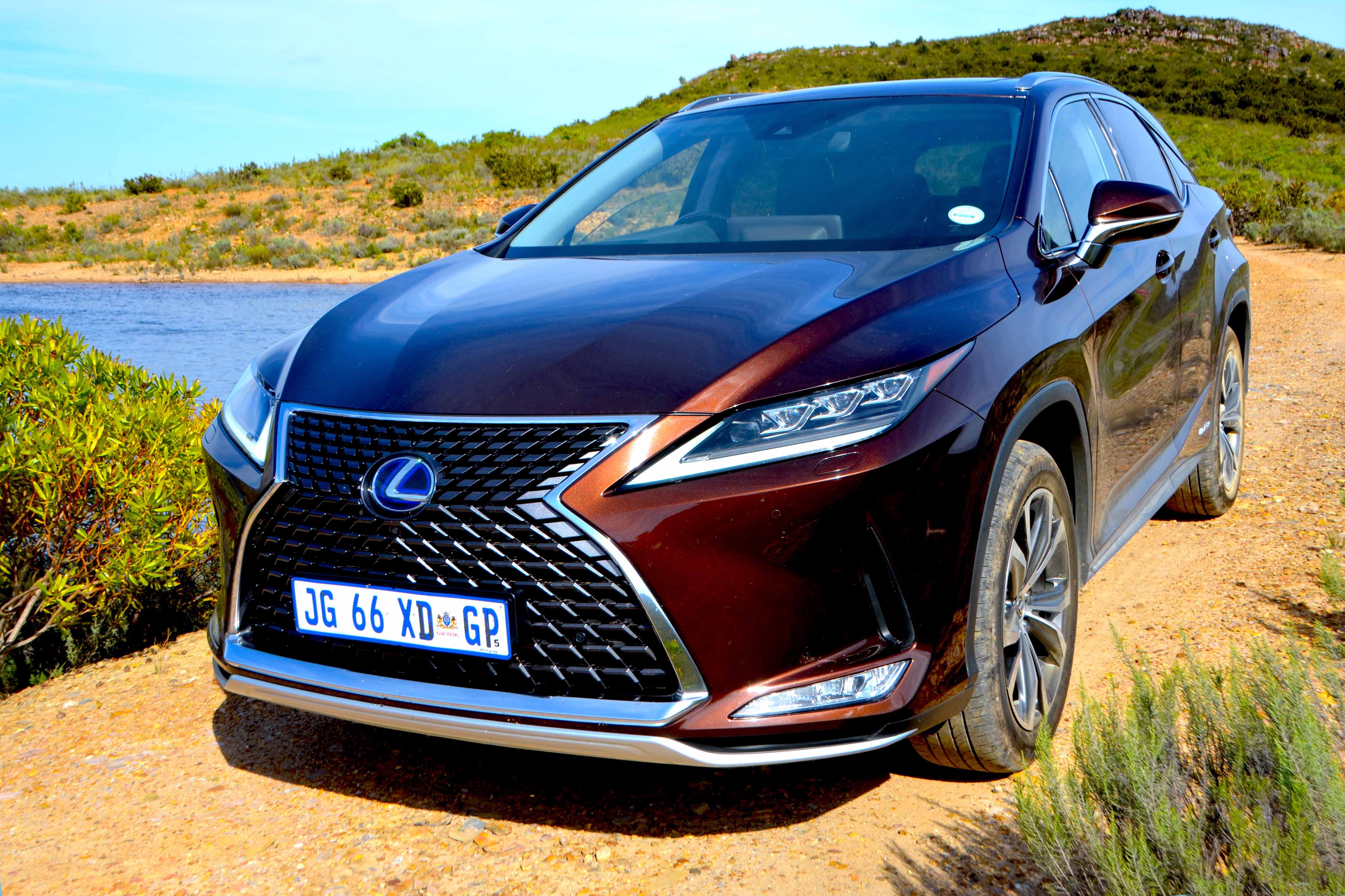 LEXUS RX450H ON TEST — WELCOME TO THE FUTURE - Auto.
