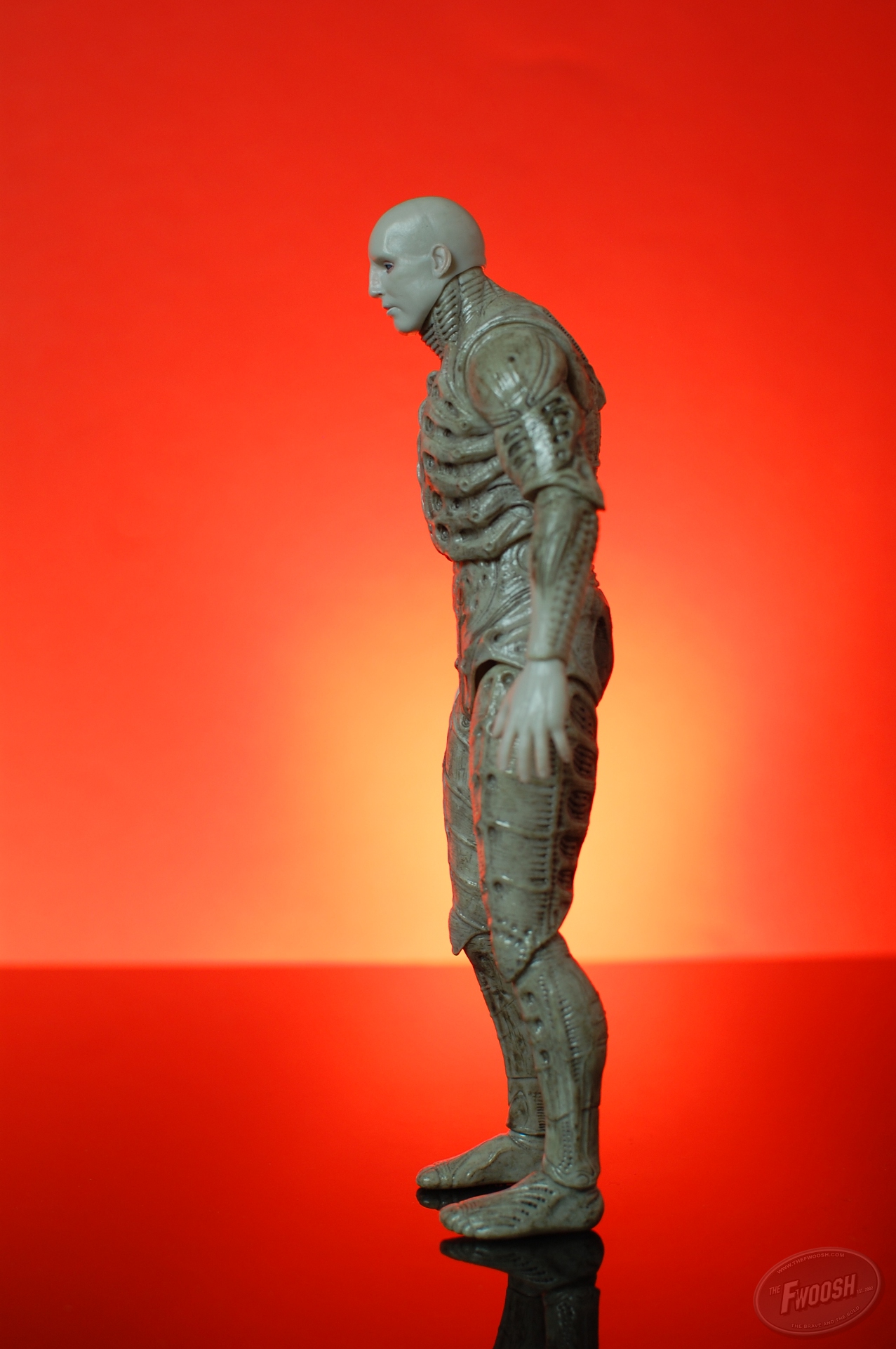 Action Figure Feature – Prometheus Pressure Suit Engineer – Fwoosh