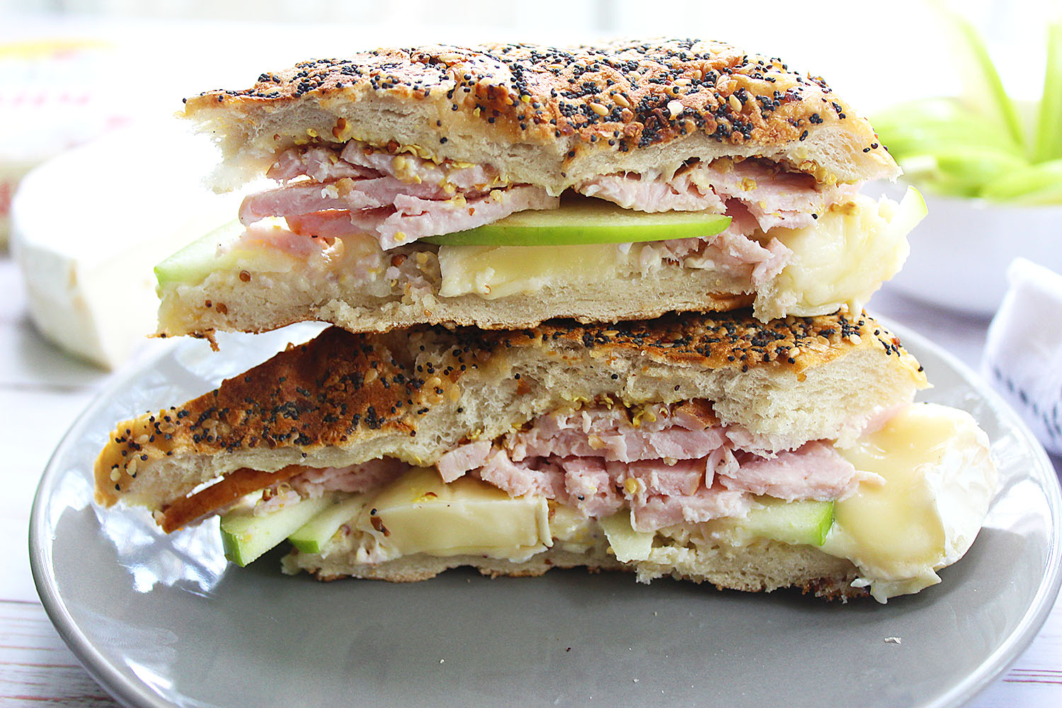 Turkey Apple Brie Panini – The Mixed Menu