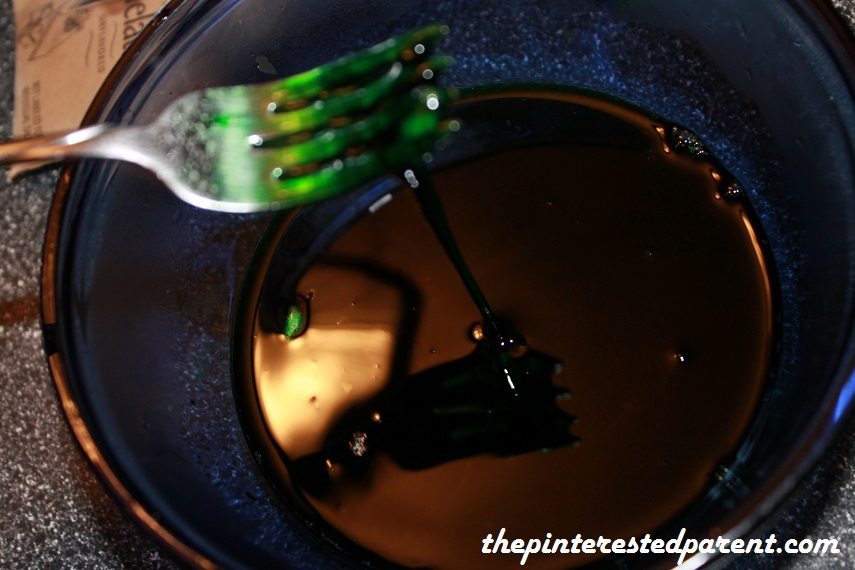 Fake Snot Experiment – The Pinterested Parent