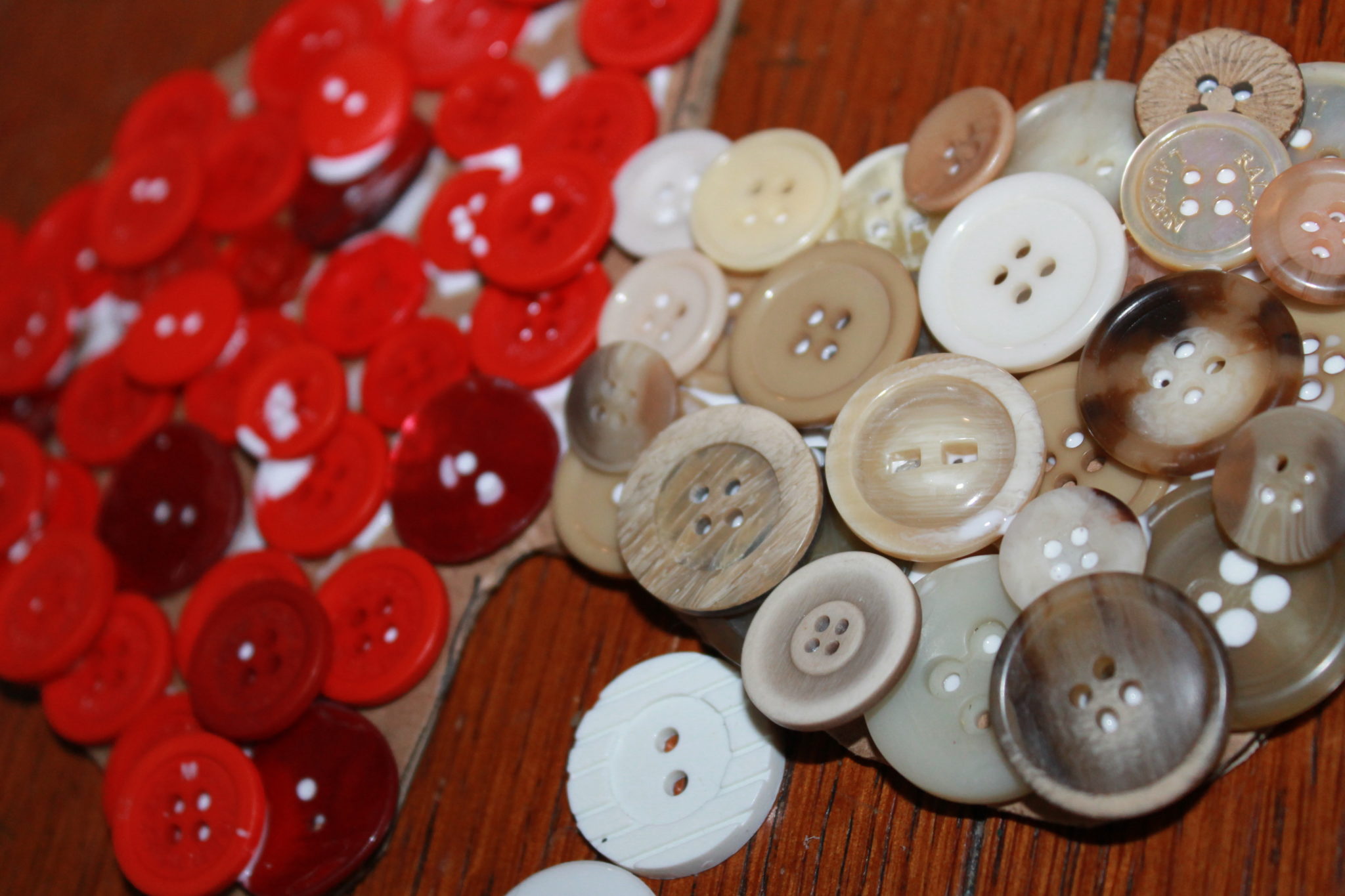 Button Toadstool Craft – The Pinterested Parent