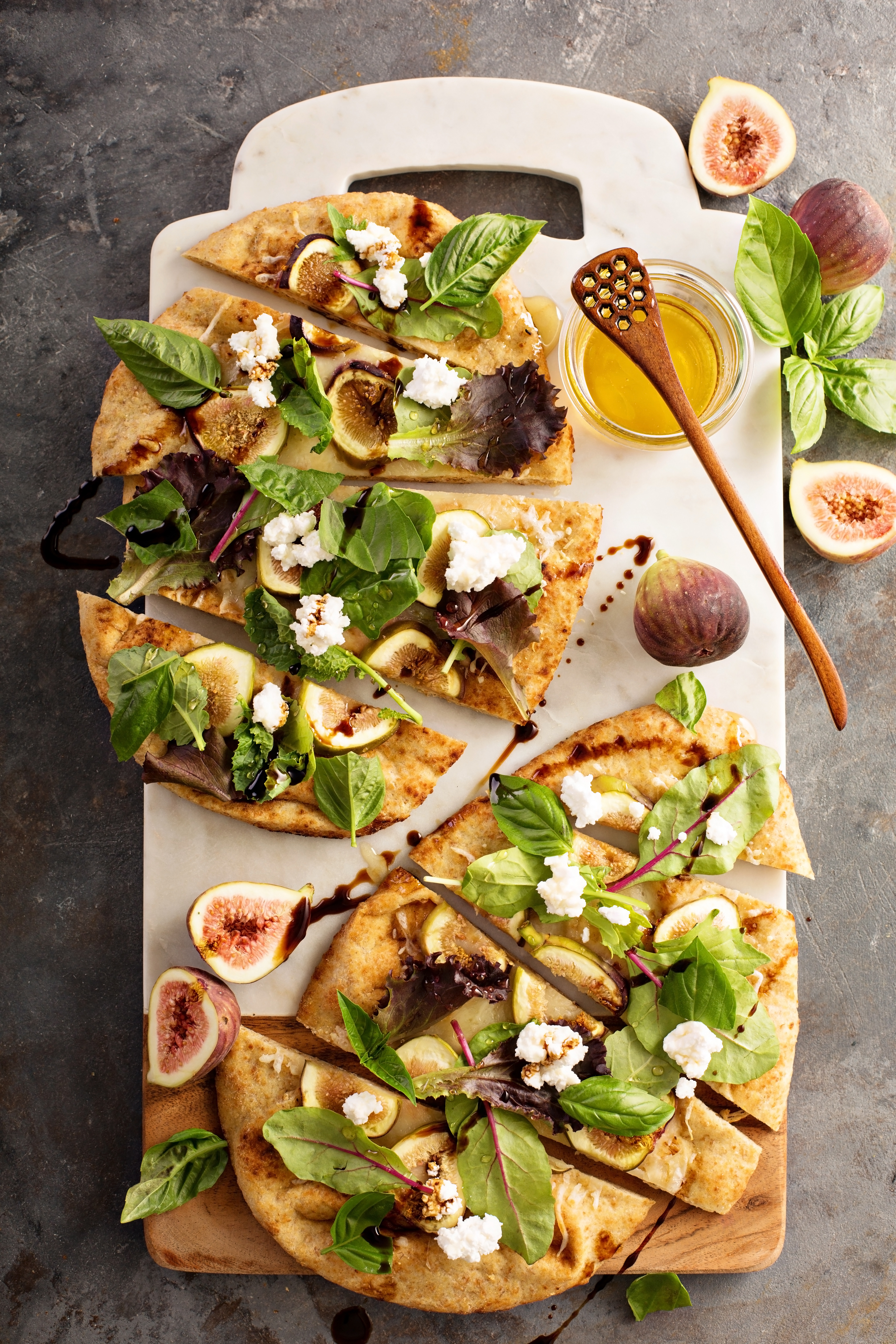 Fresh Fig and Goat Cheese Flat Bread - The Preppy Hostess